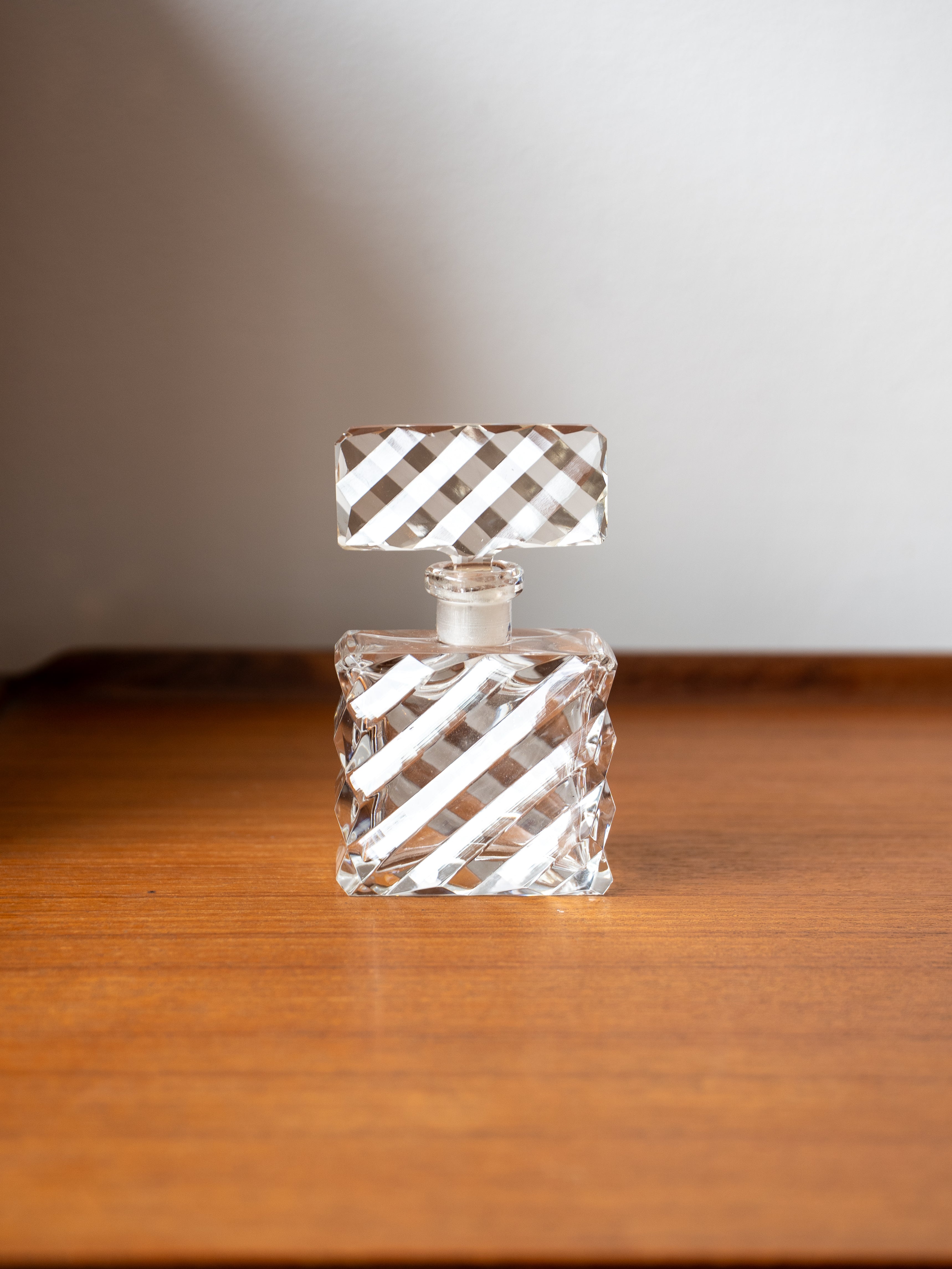 1950s Cut-Glass Perfume Bottle – a fold of chairs